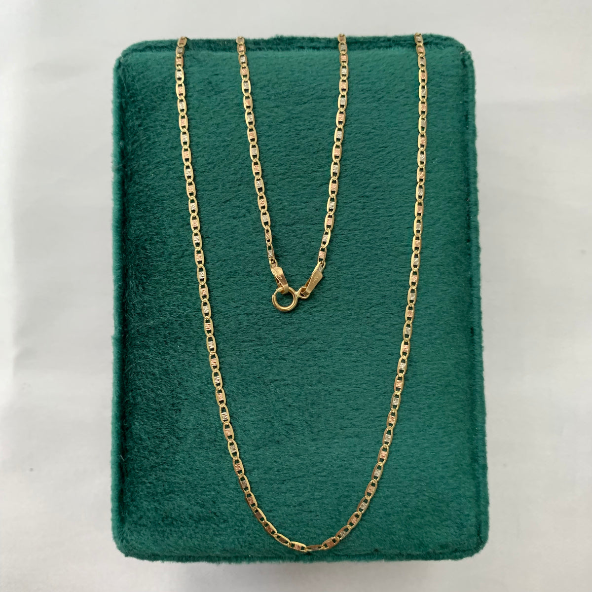 Cadena Italy Plana Tres oros 18k 2,01 Gr / 1,6 mm / 50 Cm – Tres Cruces ...