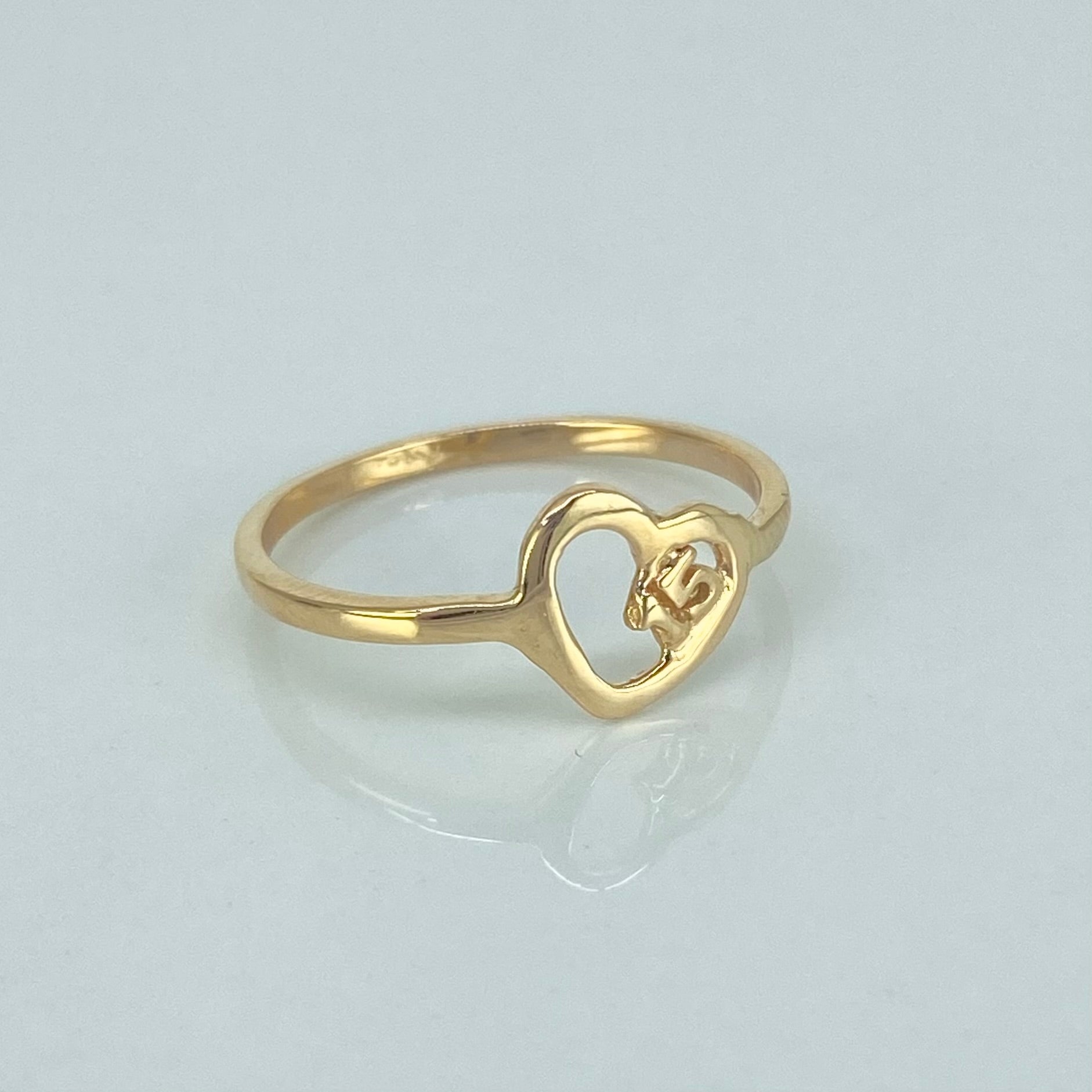 Anillo 15 Años Corozon Oro amarillo 18k / Talla 7 / 1,45 Gr * – Tres ...