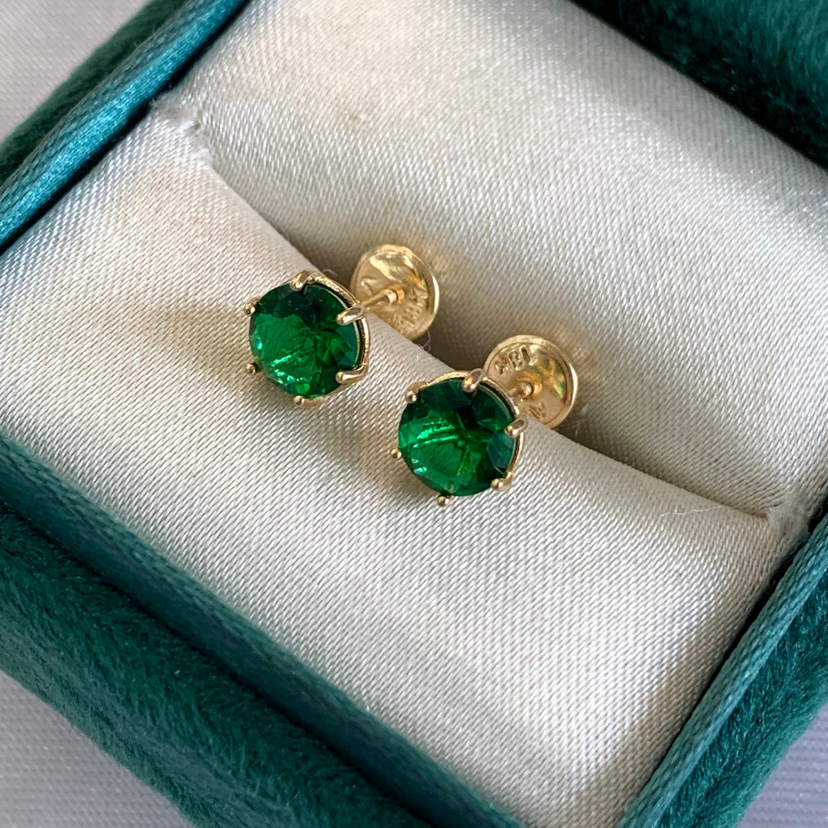 Topos Circon Verde Oro Amarillo 18k 1,13 Gr / 6,2 mm – Tres Cruces Oro 18K