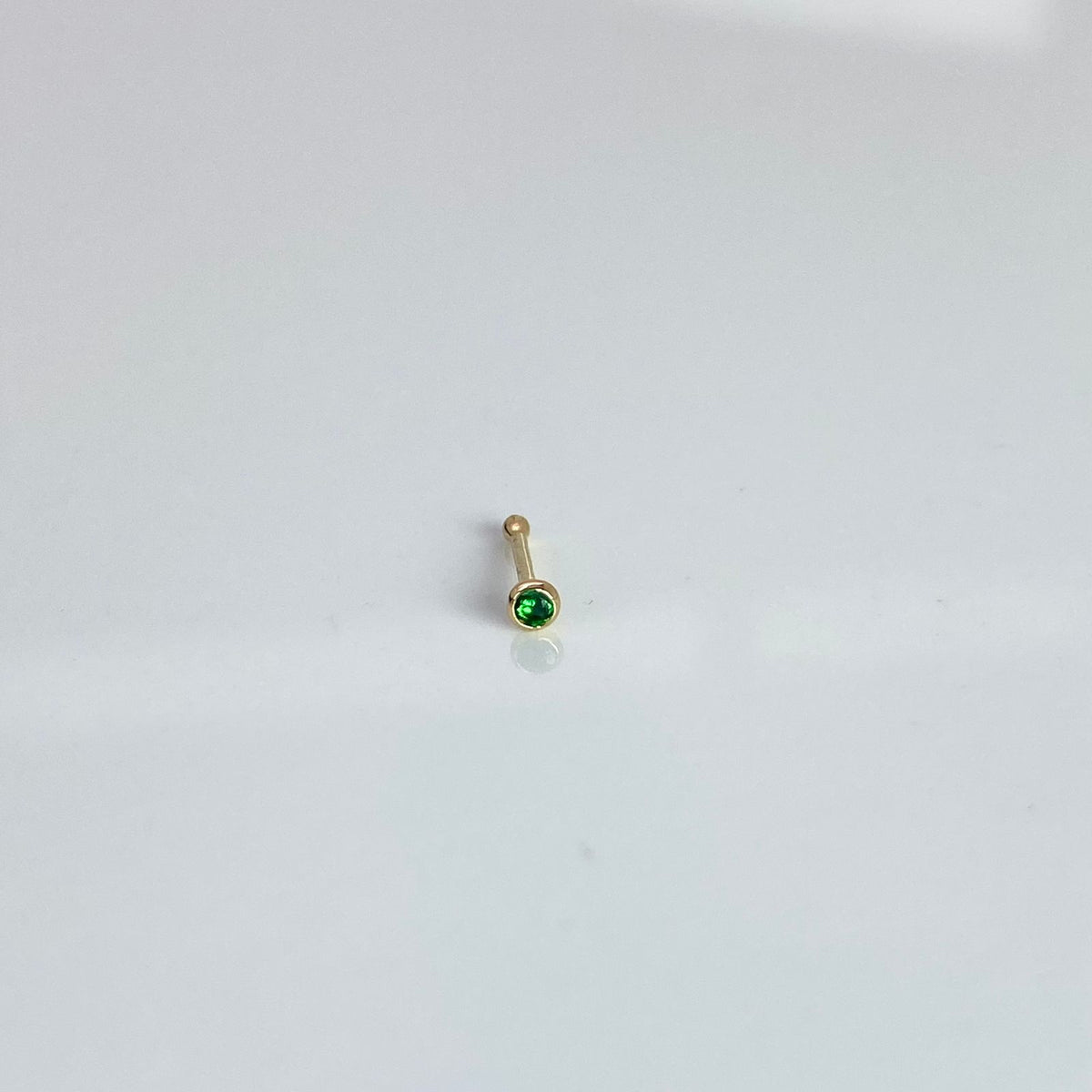 Piercing Circón Verde Oro Amarillo 18k (Joya) / 0,09 gr / 2 mm (Nariz ...